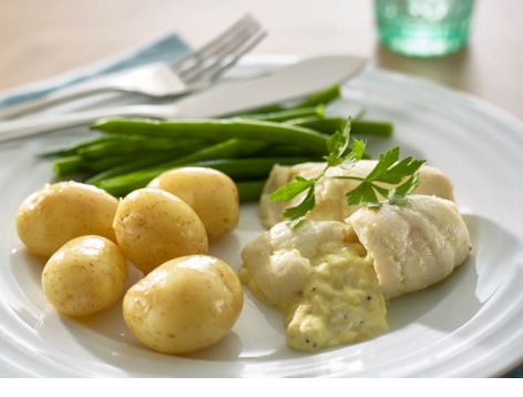 Poached Stuffed Fillet of Plaice | Lakeland Dairies Foodservice